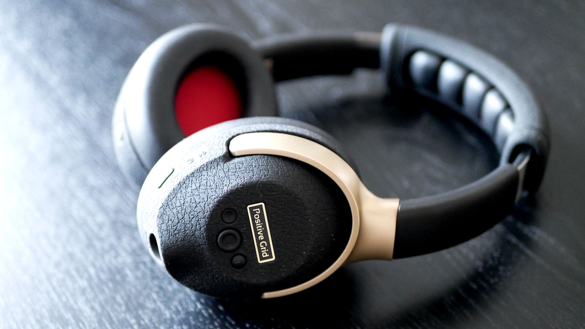 Positive Grid Spark Neo headphones: a complete amp... on your ears ...