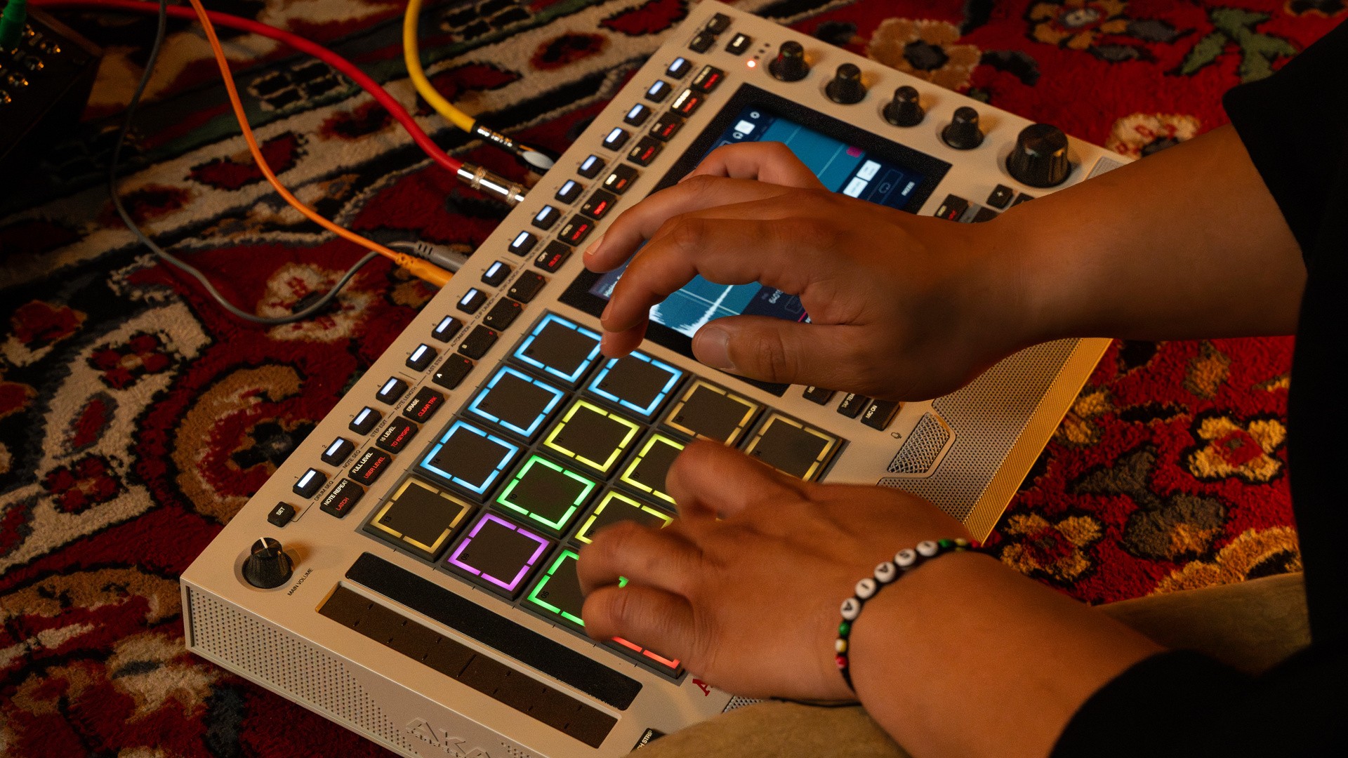 Akai propose sa MPC Live III en édition Retro - Audiofanzine