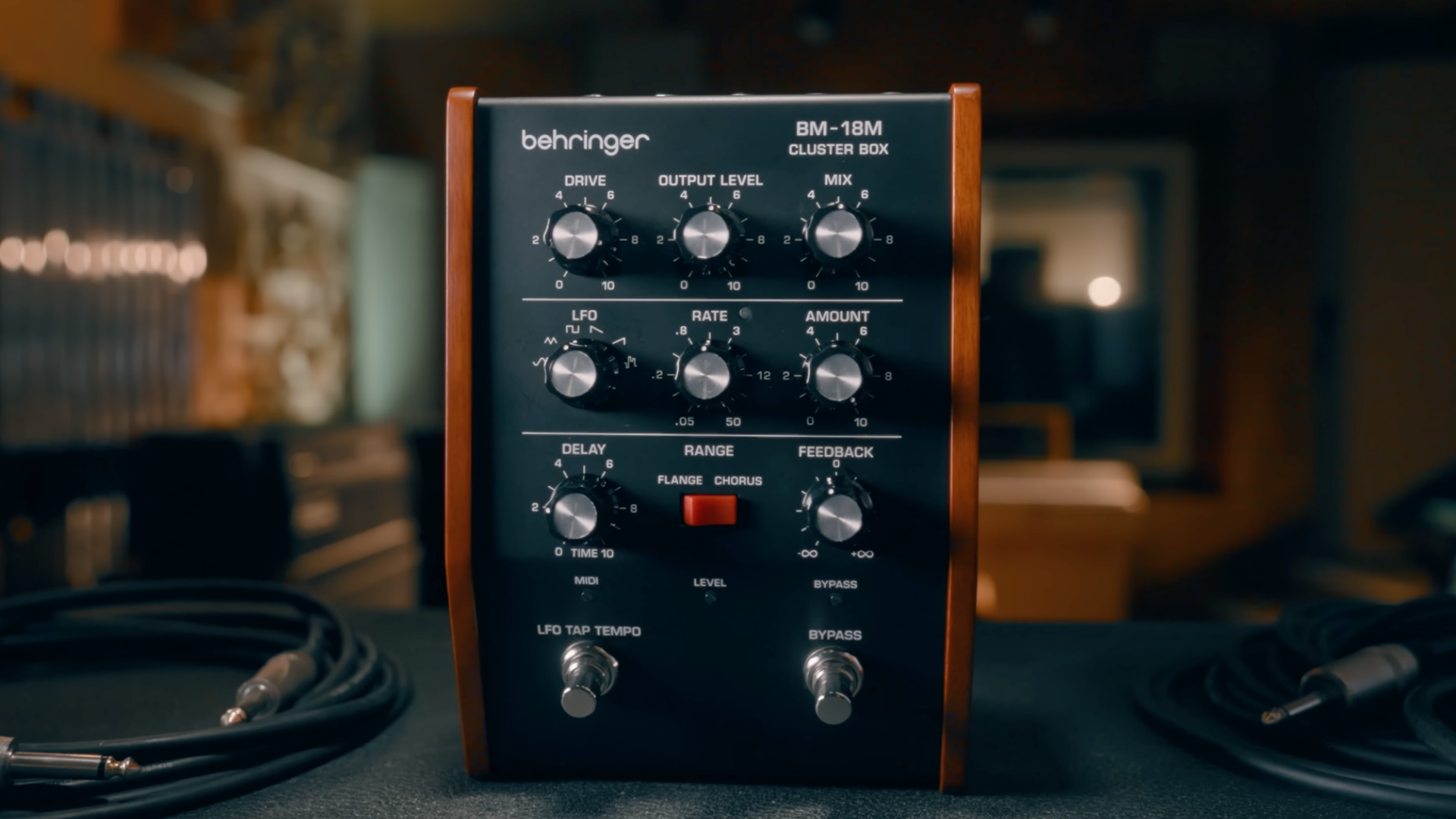 Behringer lance la BM-18M Cluster Box - Audiofanzine