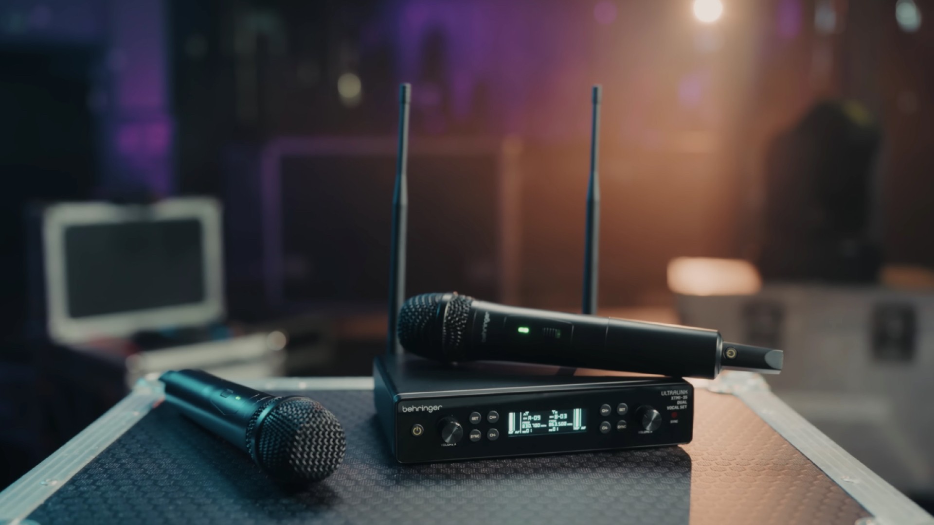 Behringer présente 2 nouveaux systèmes micro sans fil - Audiofanzine