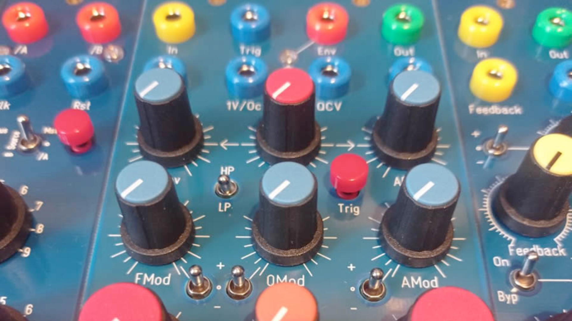 Bug Brand présente le module Filter Q Amp - Audiofanzine