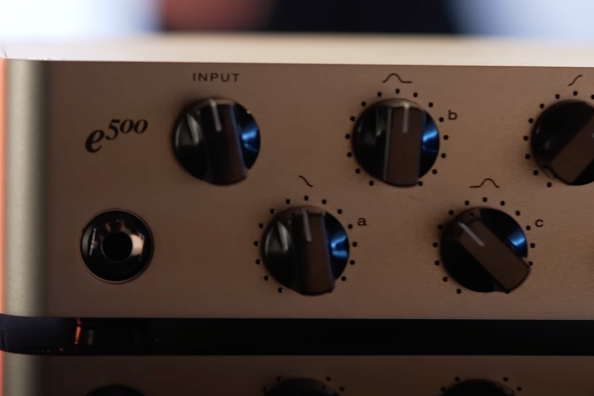 Darkglass présente l'Exponent 500 - Audiofanzine