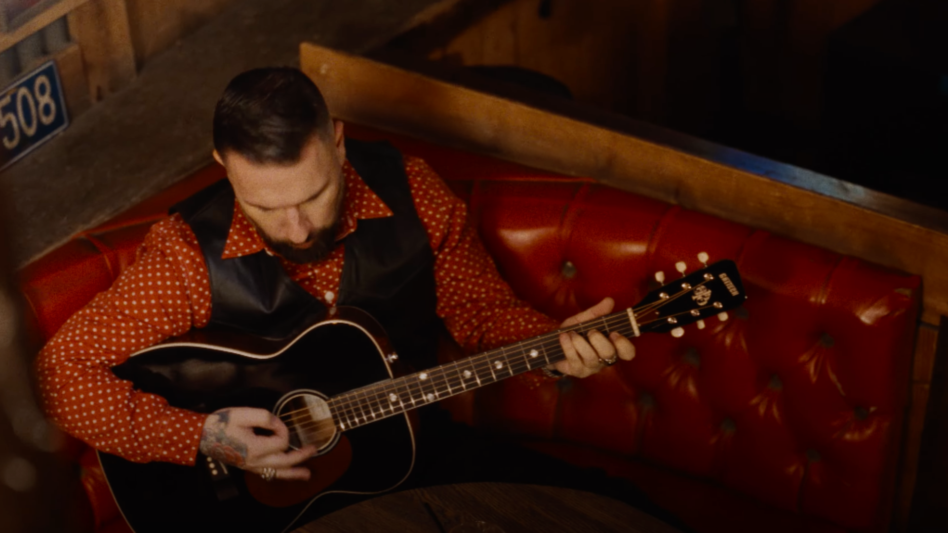 Gretsch présente la Nick 13 Outlaw Heart Grand Concert - Audiofanzine