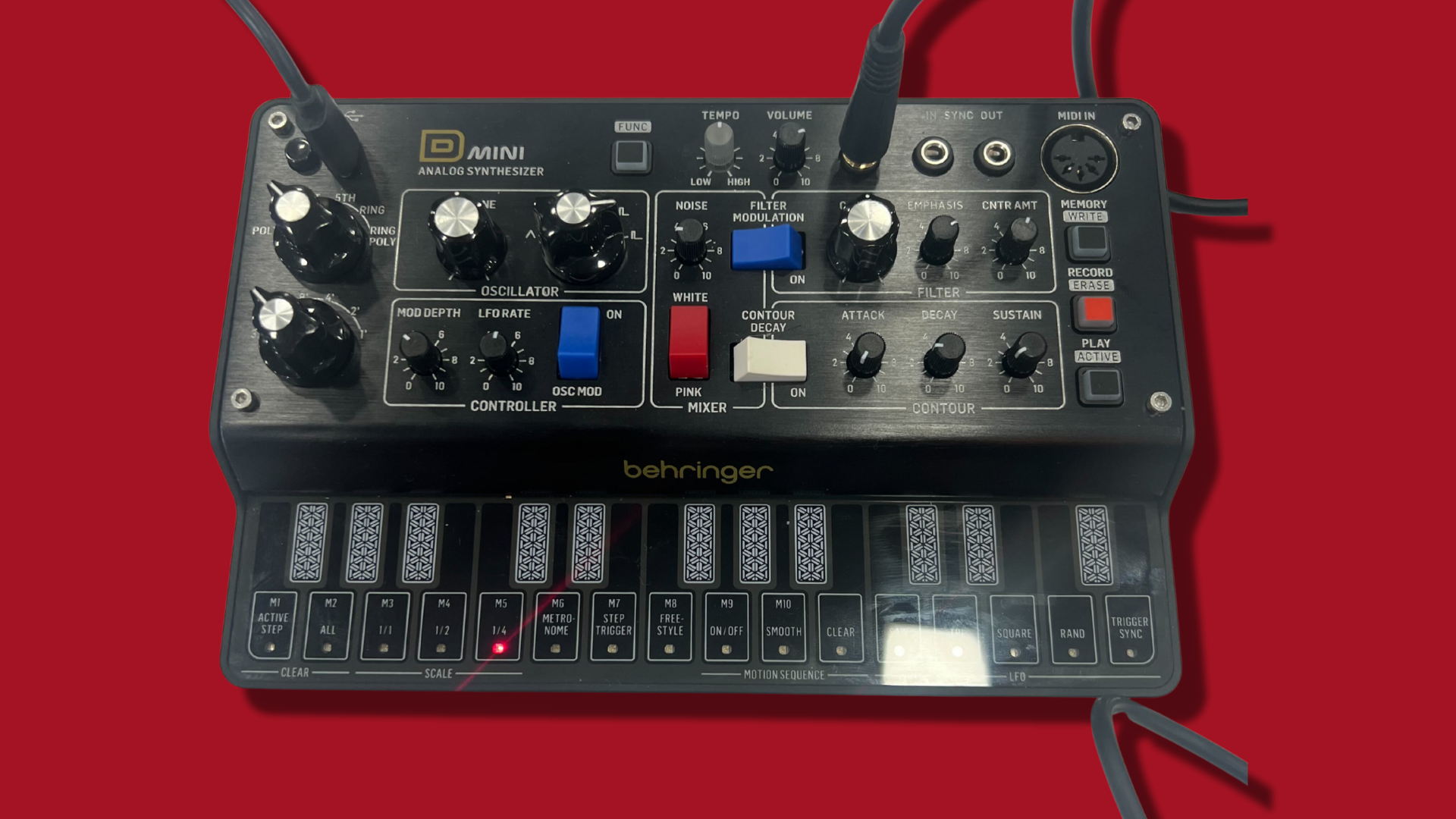 Le nouveau Mini D est visible au stand de Behringer - Audiofanzine