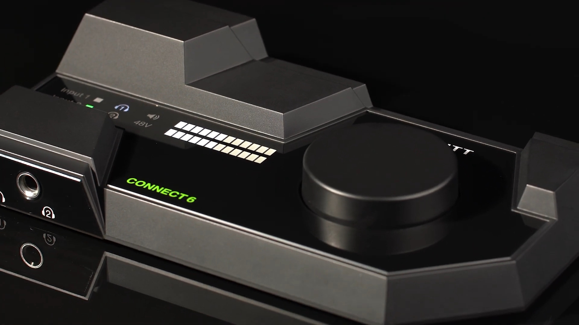 Lewitt annonce à l’instant sa première interface audio : la Connect 6 ...