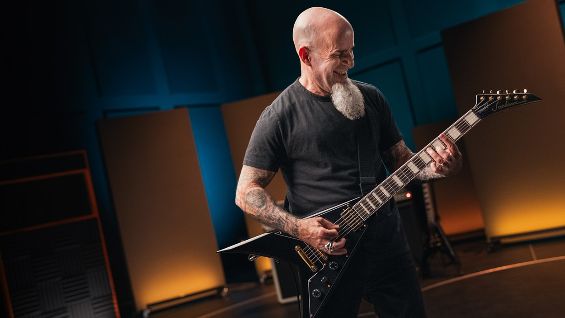 Nouveau look pour le modèle signature Scott Ian chez Jackson - Audiofanzine