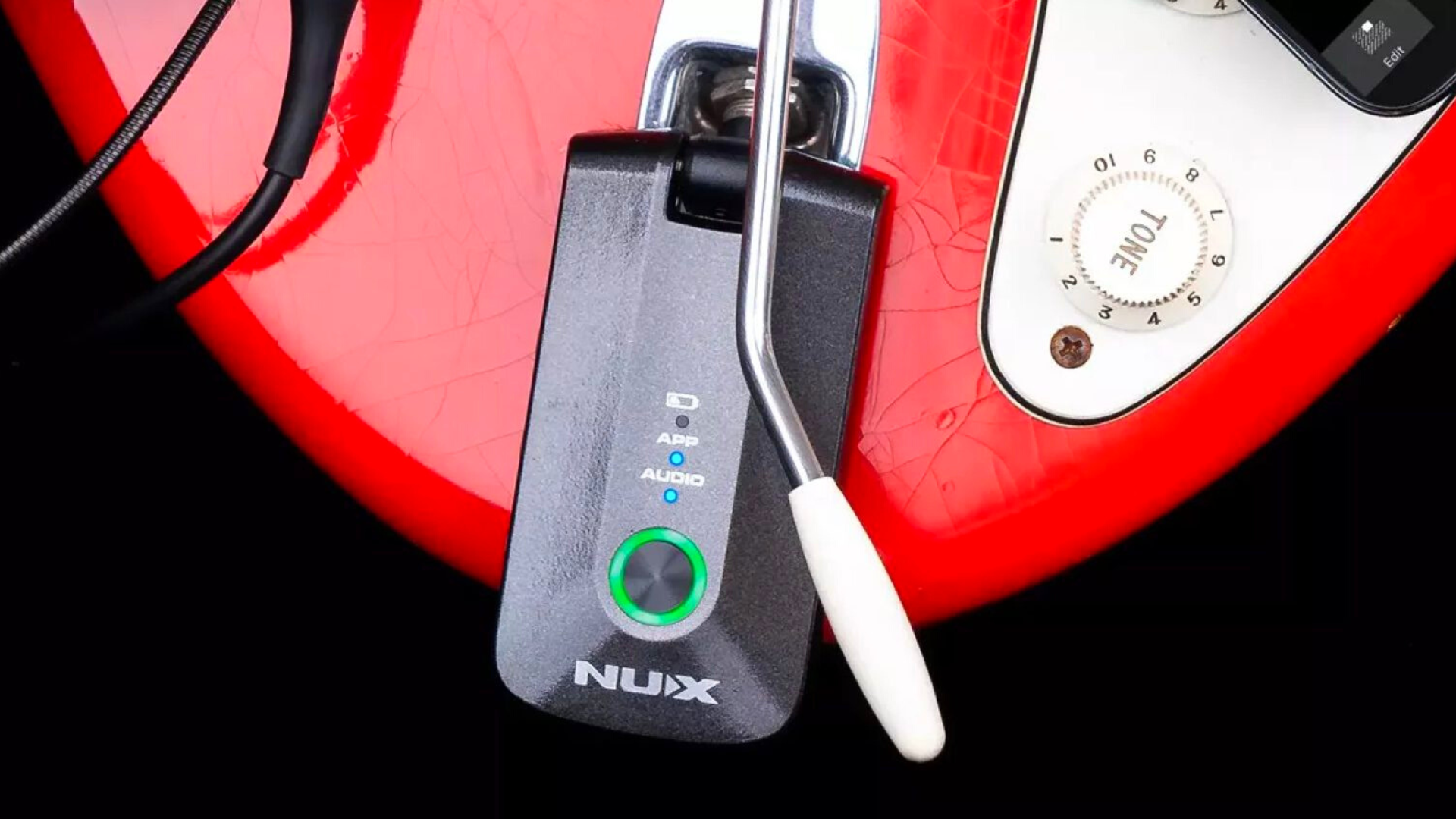 nUX présente le Mighty Plug Pro ! - Audiofanzine