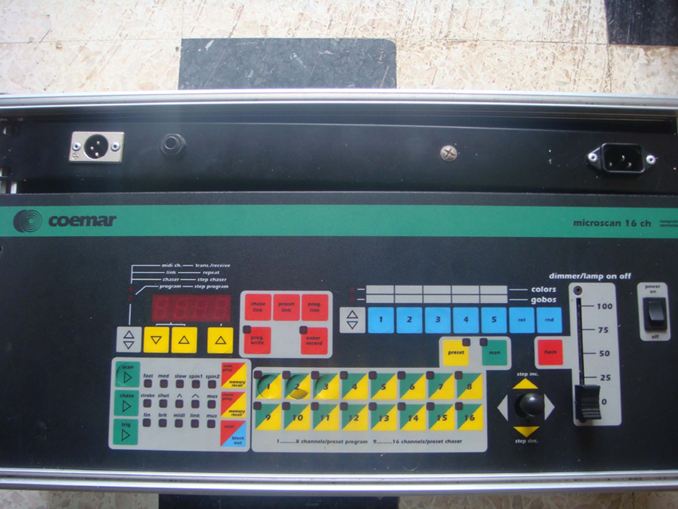Computer controller microscan 16 CH Coemar - Audiofanzine