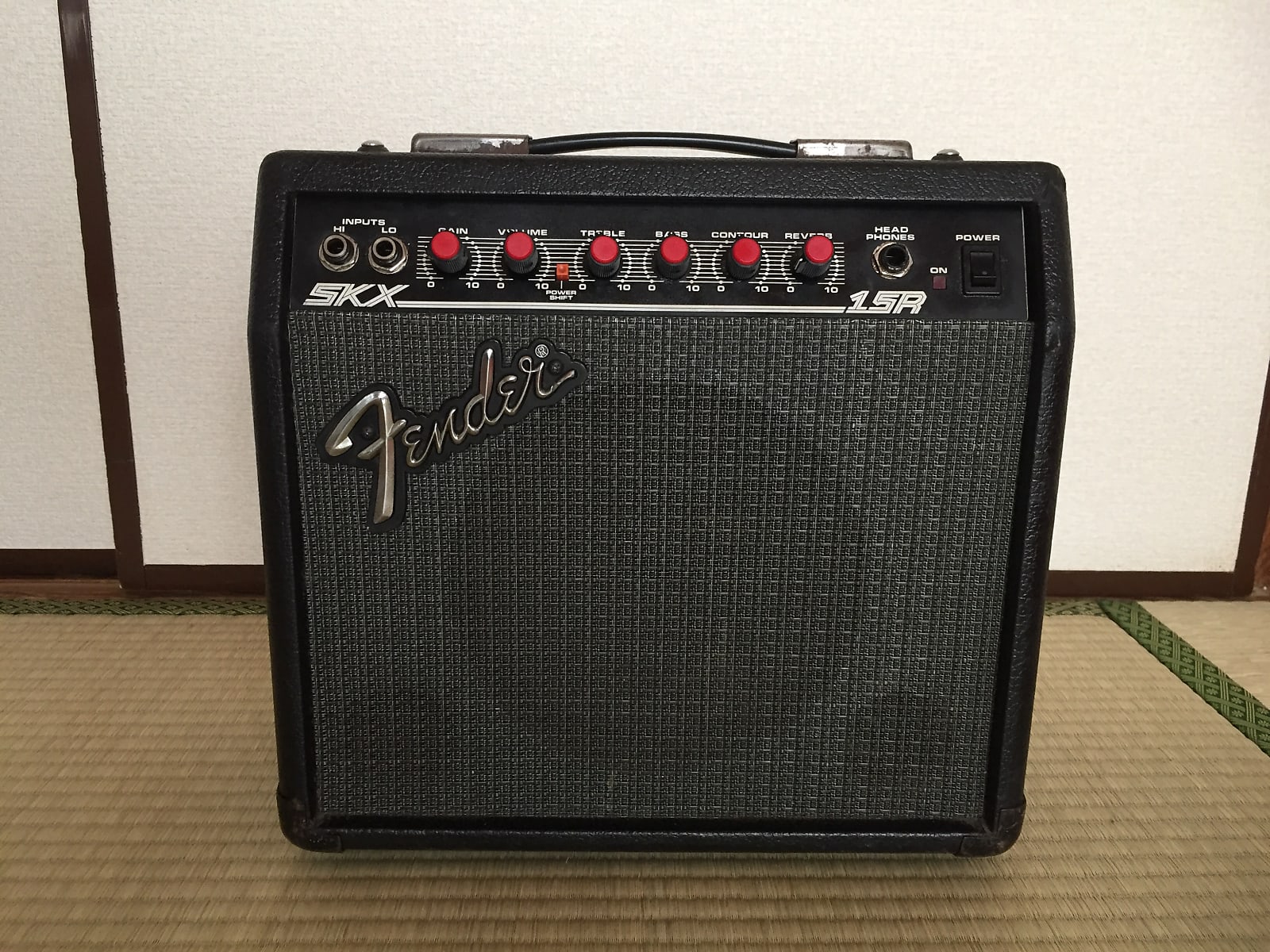 Pictures and images Fender SKR 15R - Audiofanzine