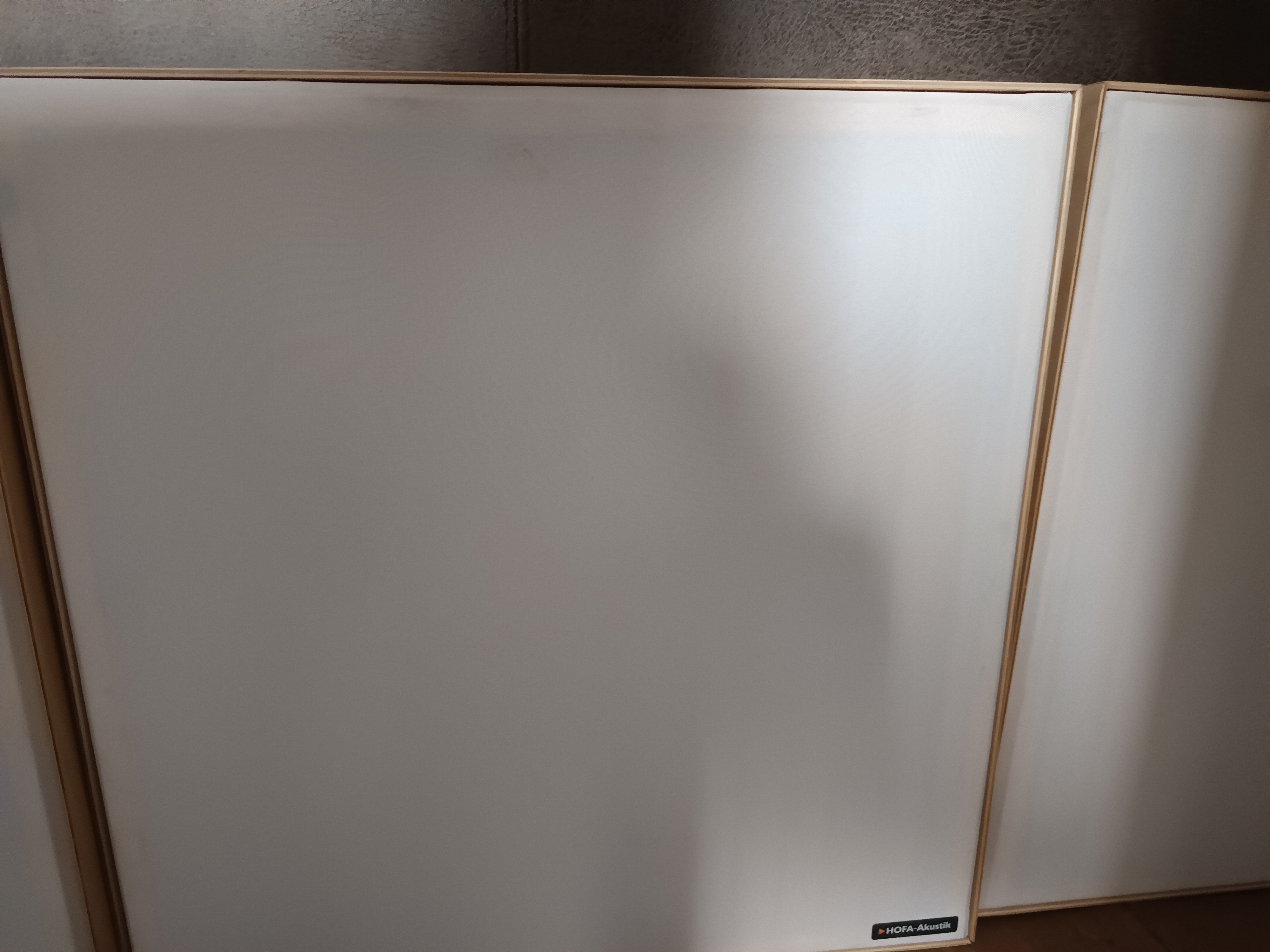 Absorber White - HOFA Absorber White - Audiofanzine