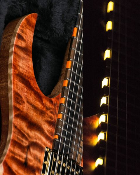 26th Anniversary Masterpiece Hufschmid Guitars - Audiofanzine