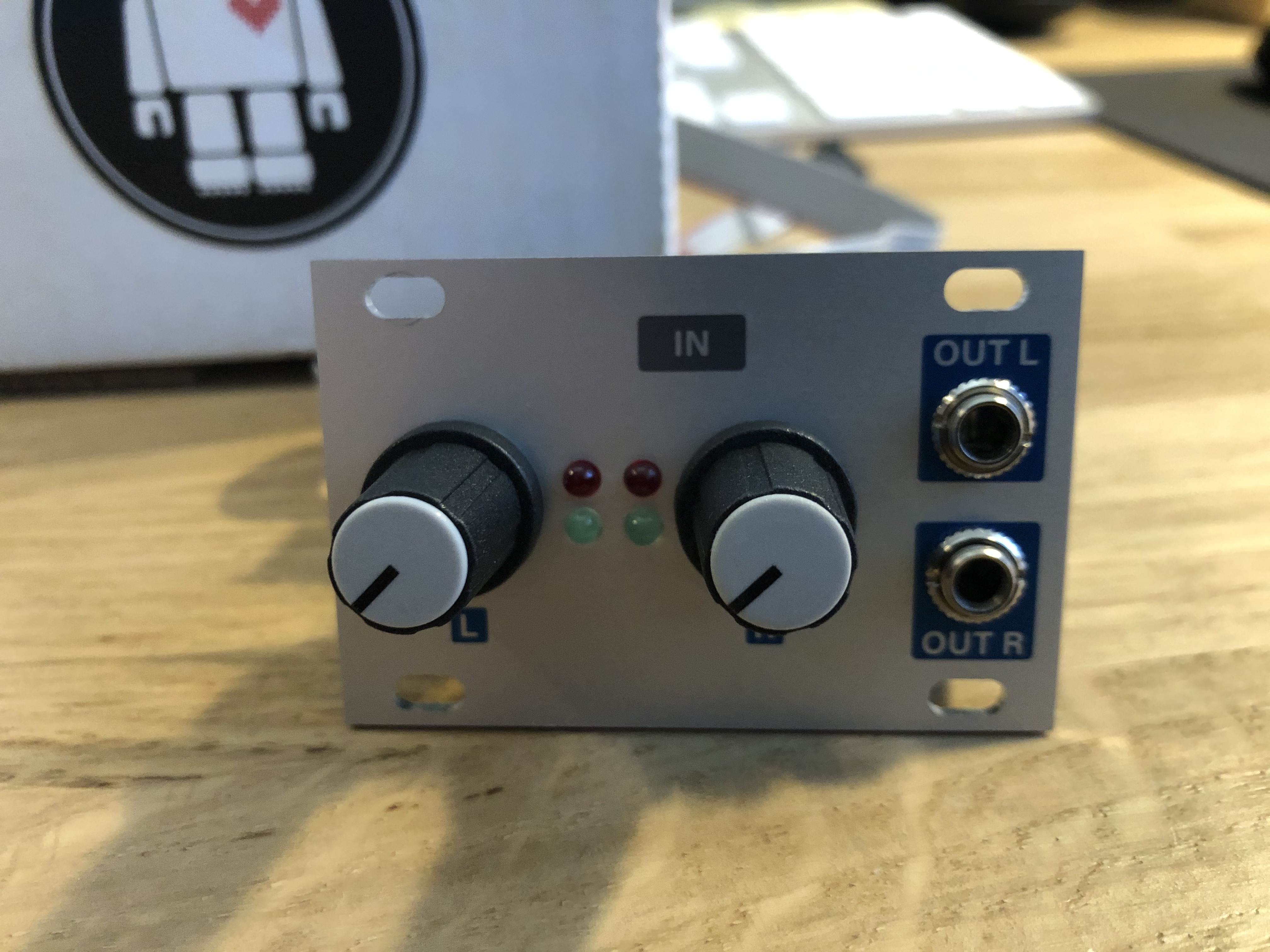 Stereo Line In 1U - Intellijel Designs Stereo Line In 1U - Audiofanzine