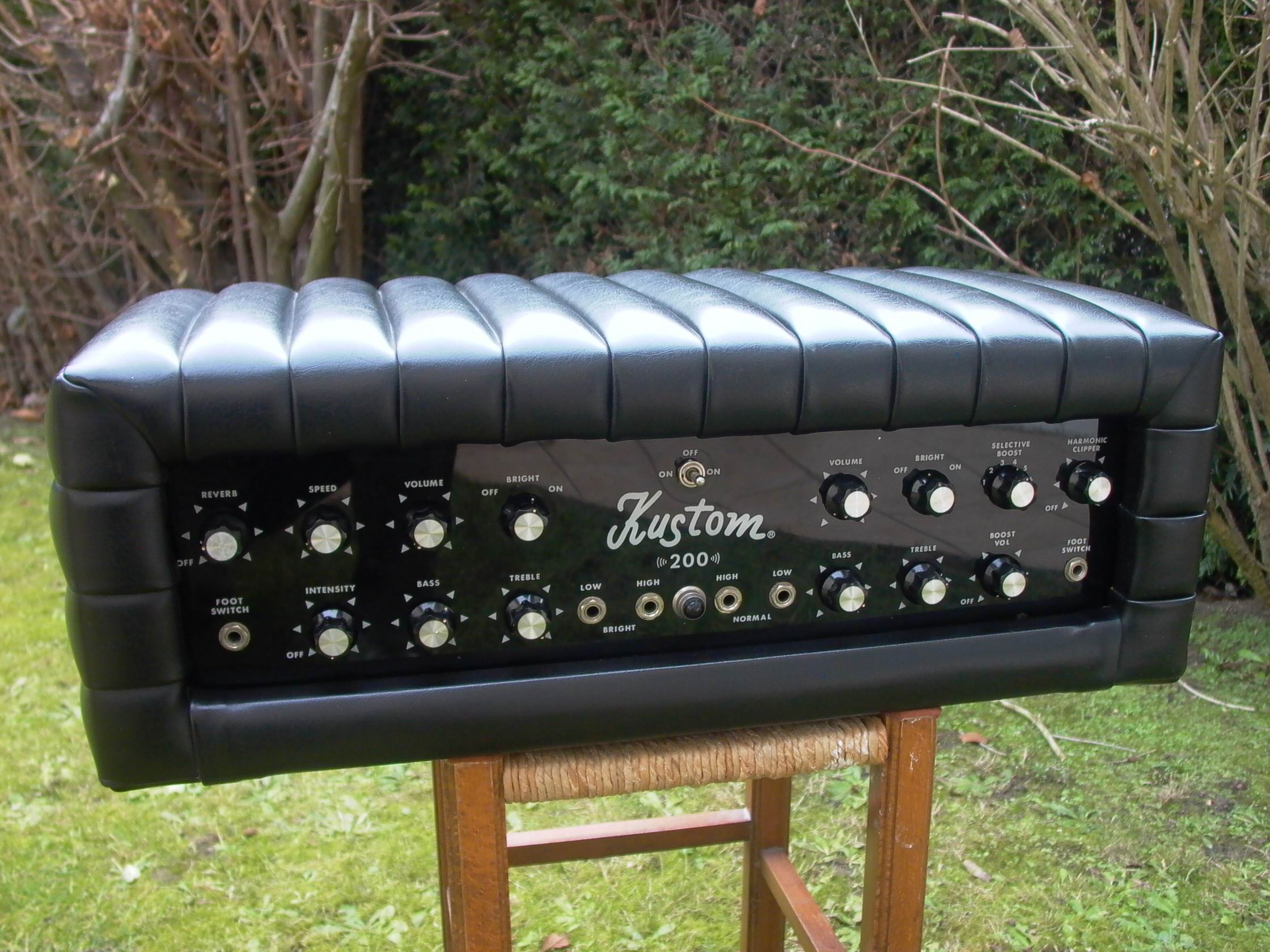 Pictures and images Kustom K200B-4 - Audiofanzine