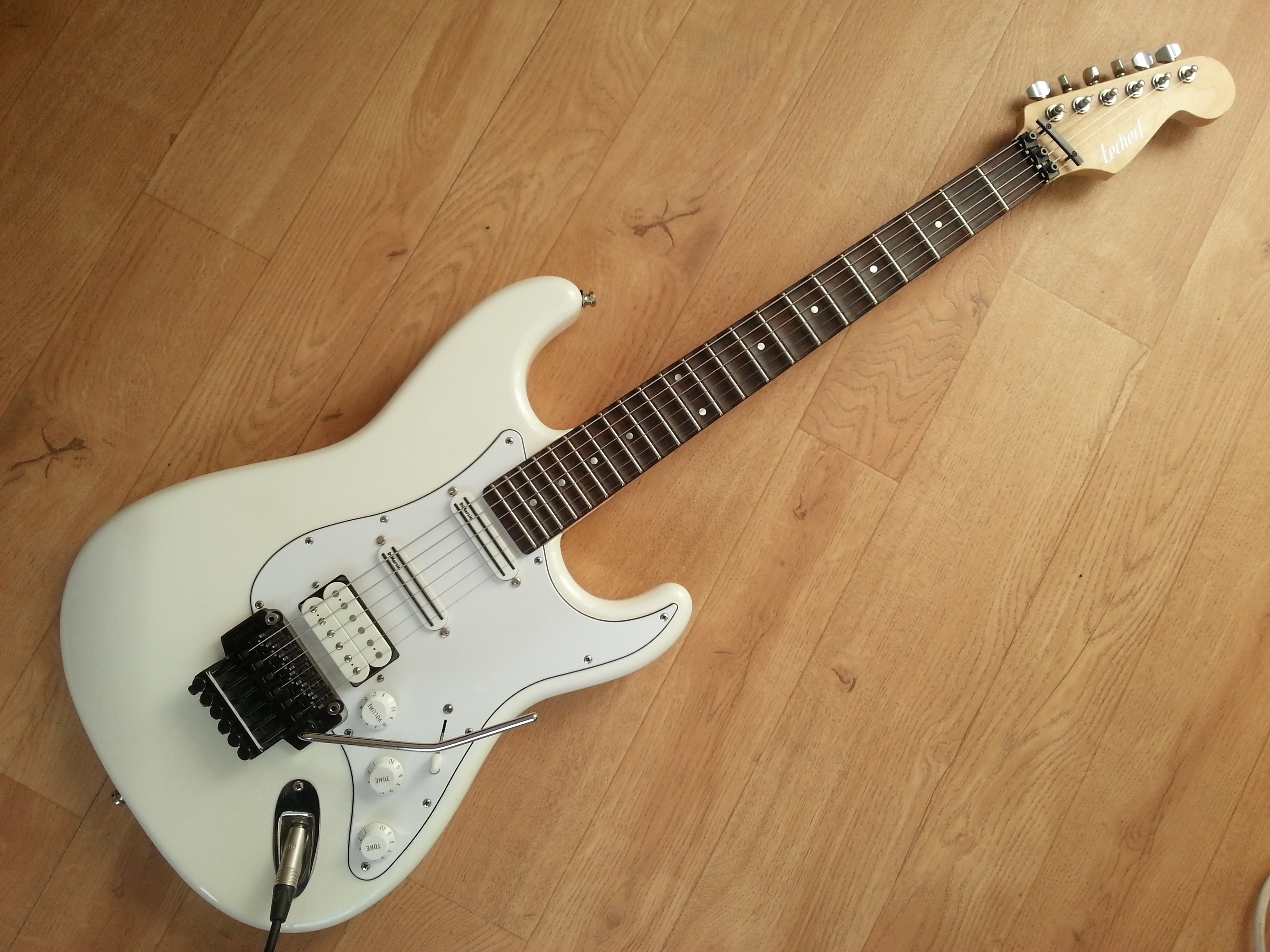 Fat Strat - Lecherf Fat Strat - Audiofanzine
