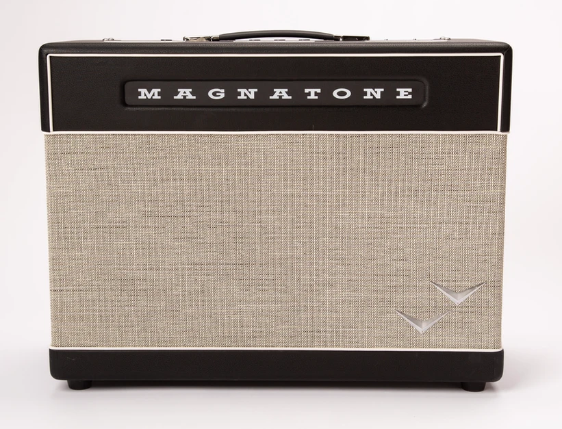 Super Fifty-Nine M-80 2x12 Combo Magnatone Amps - Audiofanzine