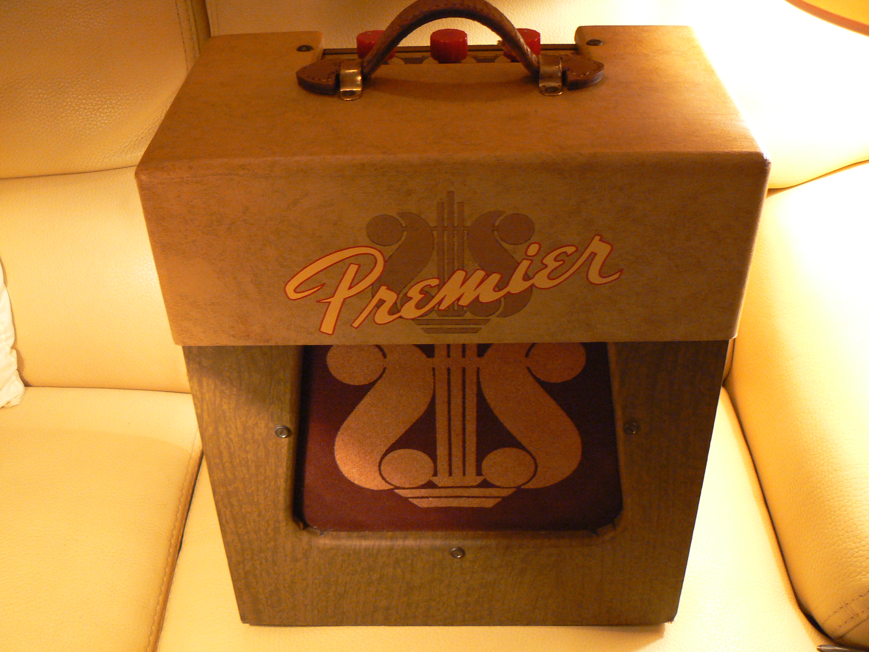 Pictures and images Multivox Premier 110 - Audiofanzine