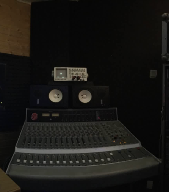 Pictures and images Neotek Esprit - Audiofanzine