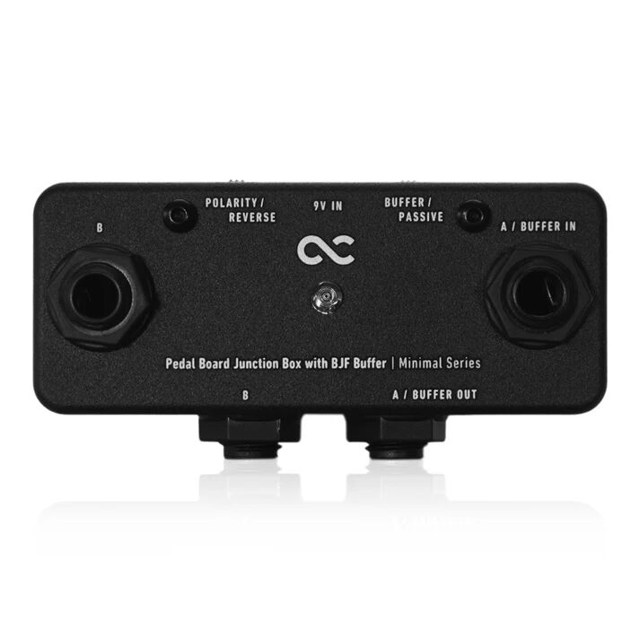 Minimal Pedal Board Junction Box with BJF Buffer One Control - Audiofanzine