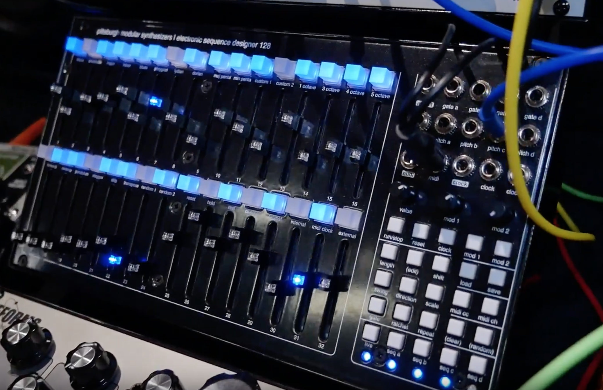 Electronic Sequence Designer 128 Pittsburgh Modular - Audiofanzine