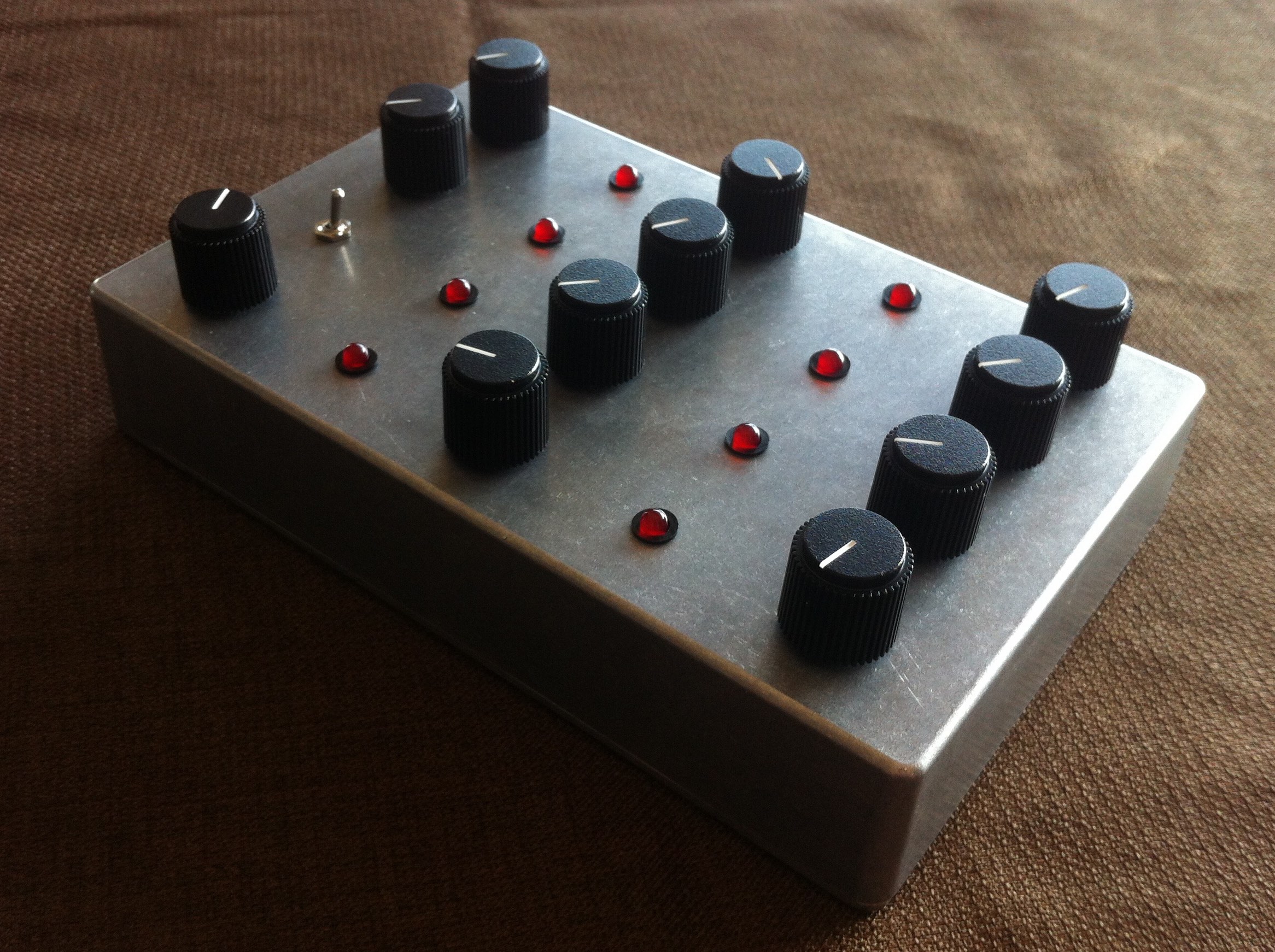 Eight Step Sequencer Synthesizer Rucci - Audiofanzine