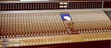 M-700 - Tascam M-700 - Audiofanzine
