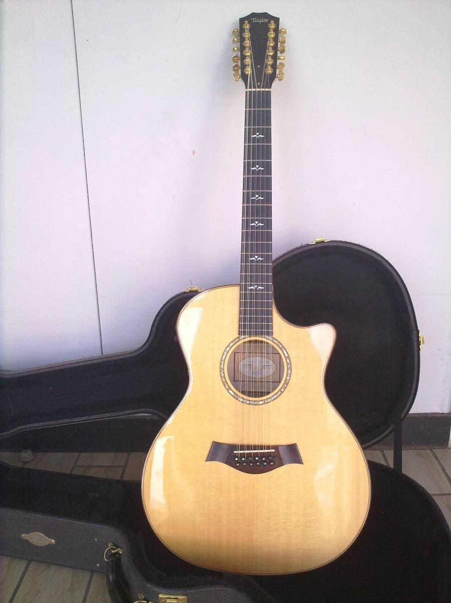 Pictures and images Taylor 654ce ltd - Audiofanzine