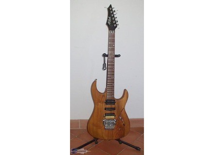 1 audio demo of Axtech AZ145 - Audiofanzine